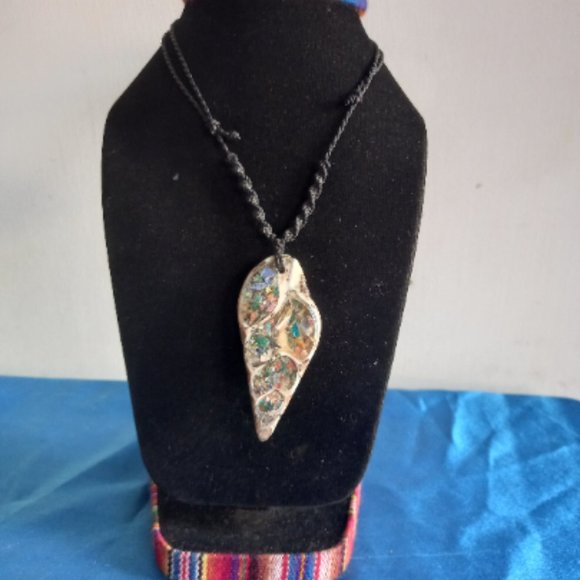 Jewelry | Peruvian Necklace Woven In Macrame Thread And Seashell ...